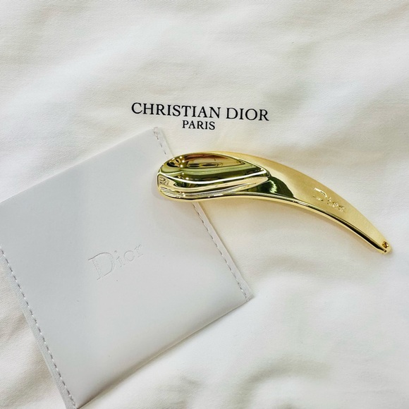 Dior | Skincare | Dior Application Tool Large Spoon Pendant | Poshmark